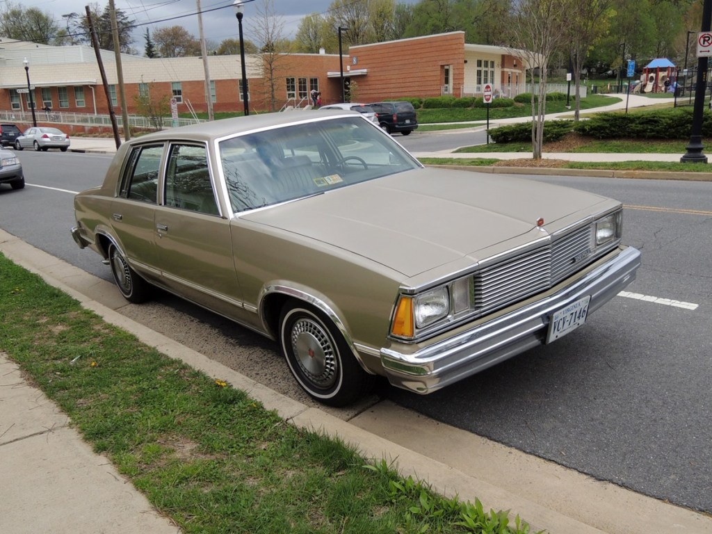 1984 Oldsmobile Delta 88 Royale Brougham: Boxy Nostalgia – Totally That ...