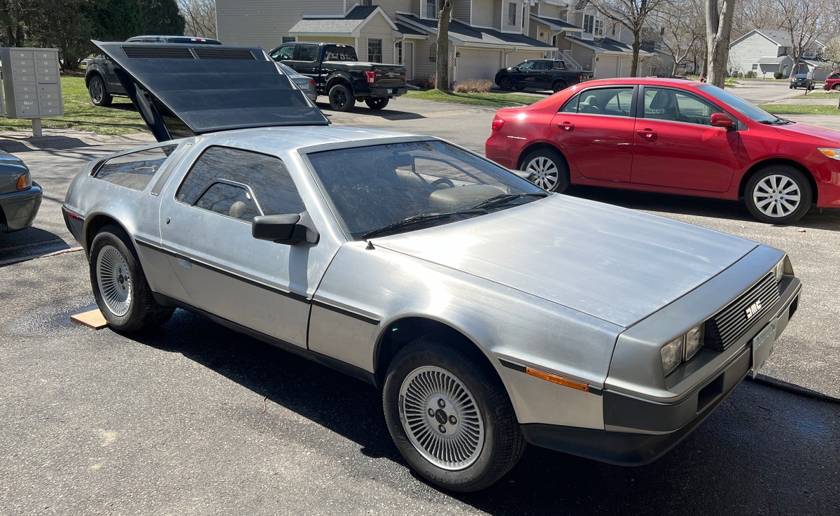 The DeLorean Rabbit Hole – Part Two – Totally That Stupid – Car Geekdom ...